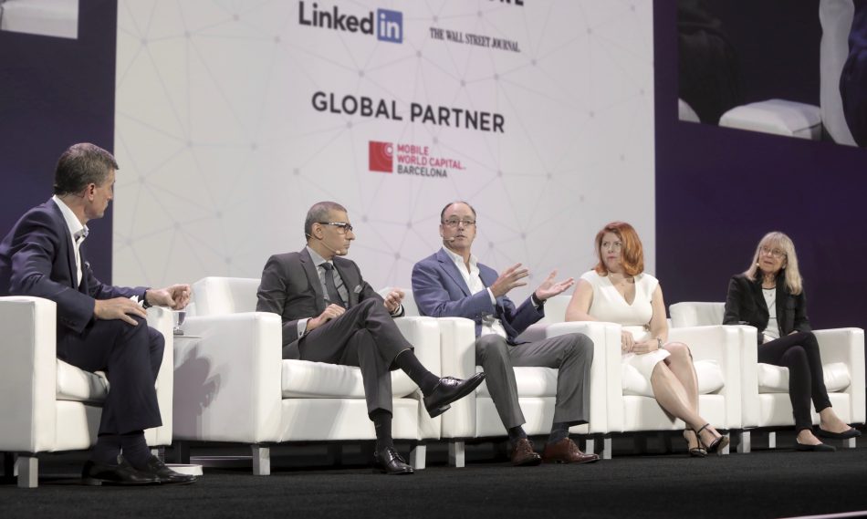 Realizing a Connected Future with 5G