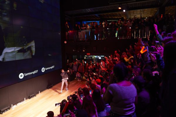 Samsung Brings K-Pop to Fortnite with Exclusive iKONIK Outfit for ...