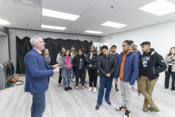 Samsung Care Hosts NJ High School Students to Highlight Workforce ...