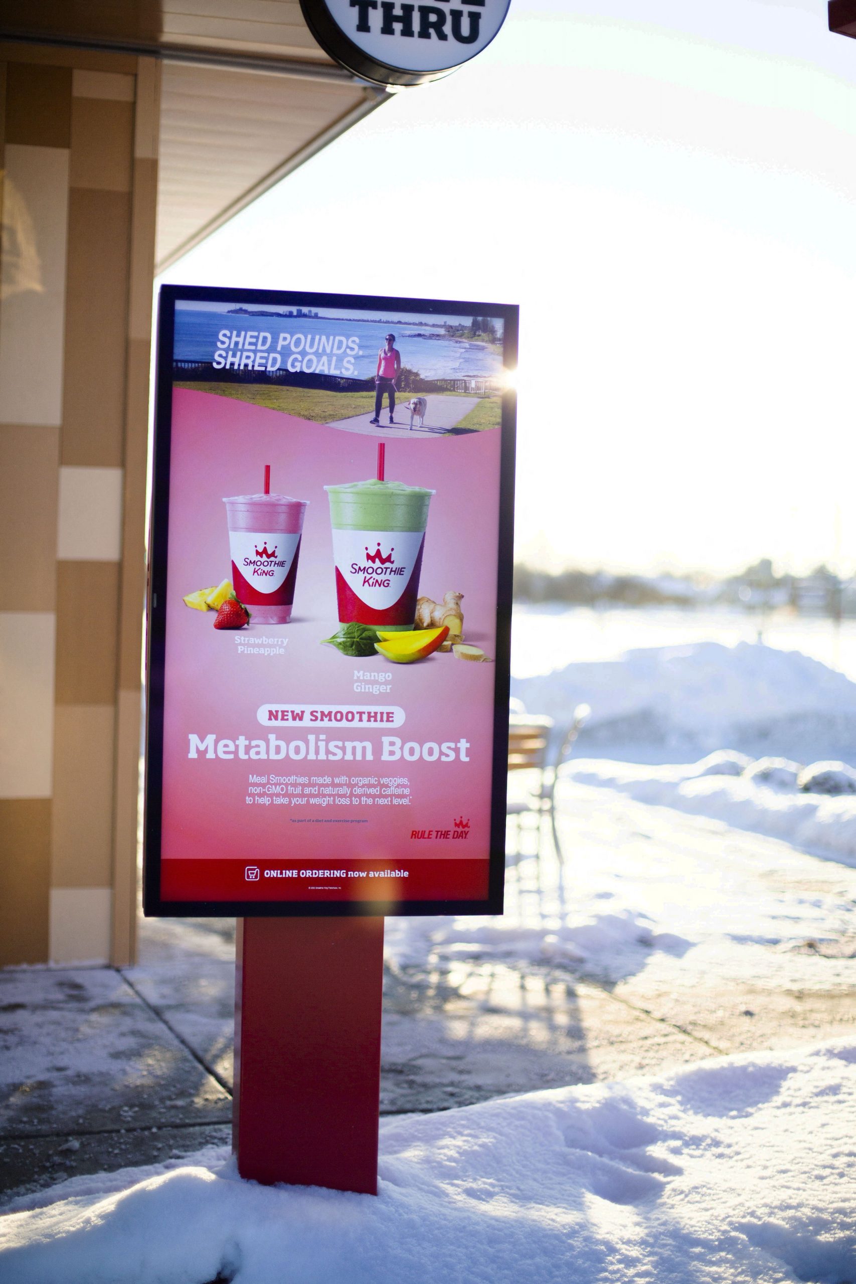 Smoothie King Transforms Their Speedy Service With Samsung Digital Displays