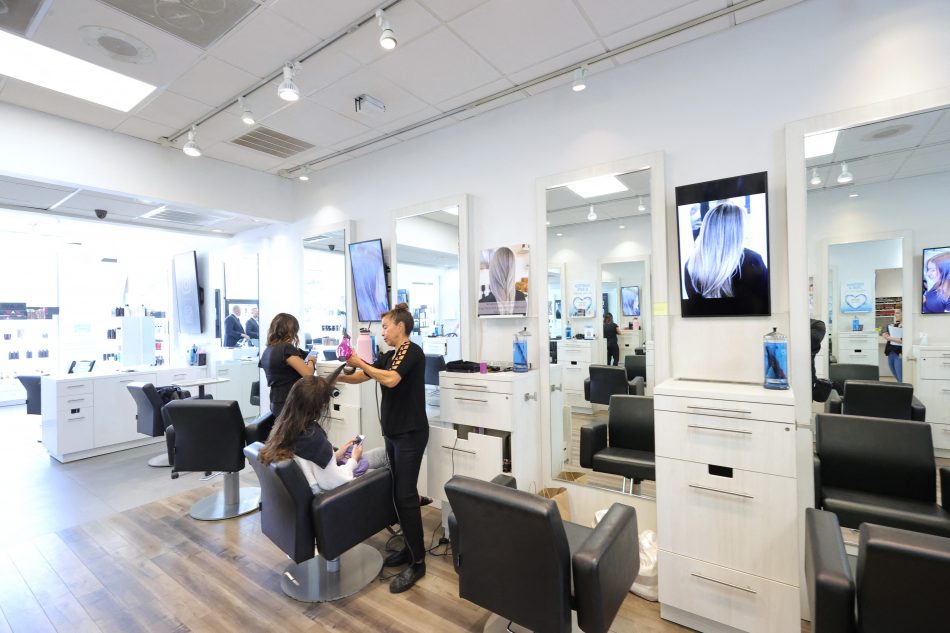 Panico Salon: Samsung Display Technology Transforms to an All-Digital ...