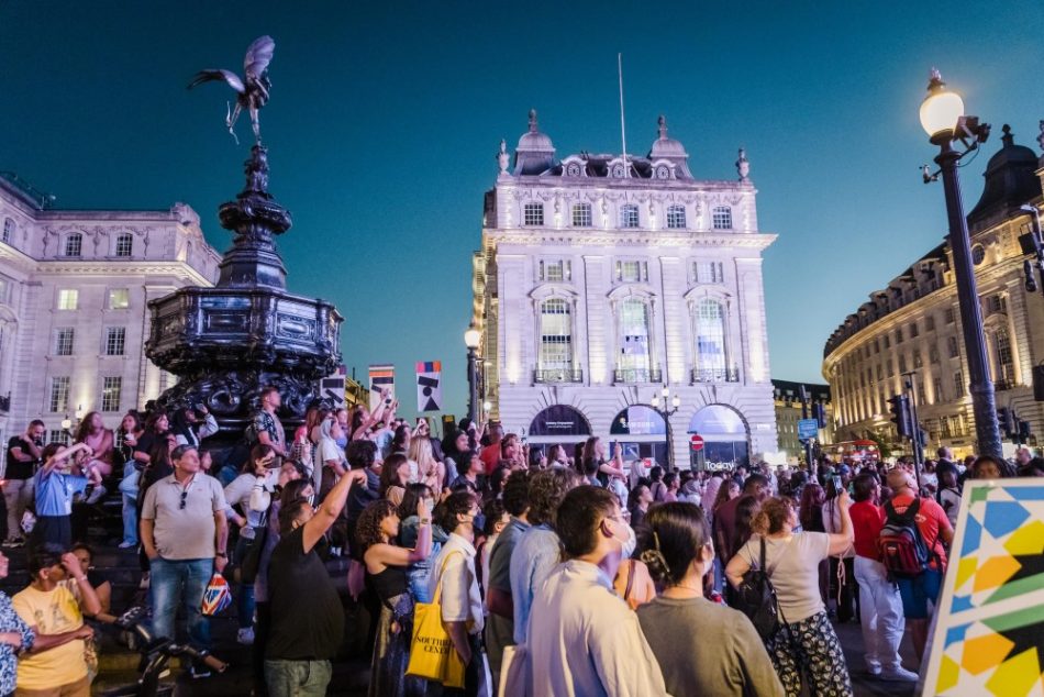 Going Global With BTS: Samsung Launches Worldwide Music Video Takeover ...