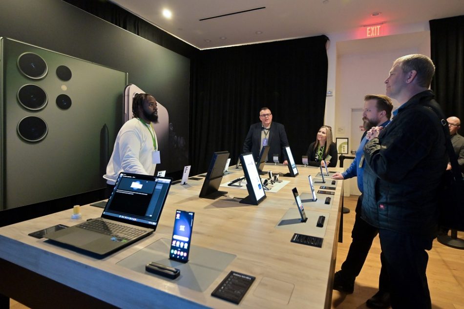 Samsung Brings Back Epic, In-Person Experiences with Galaxy Experience ...