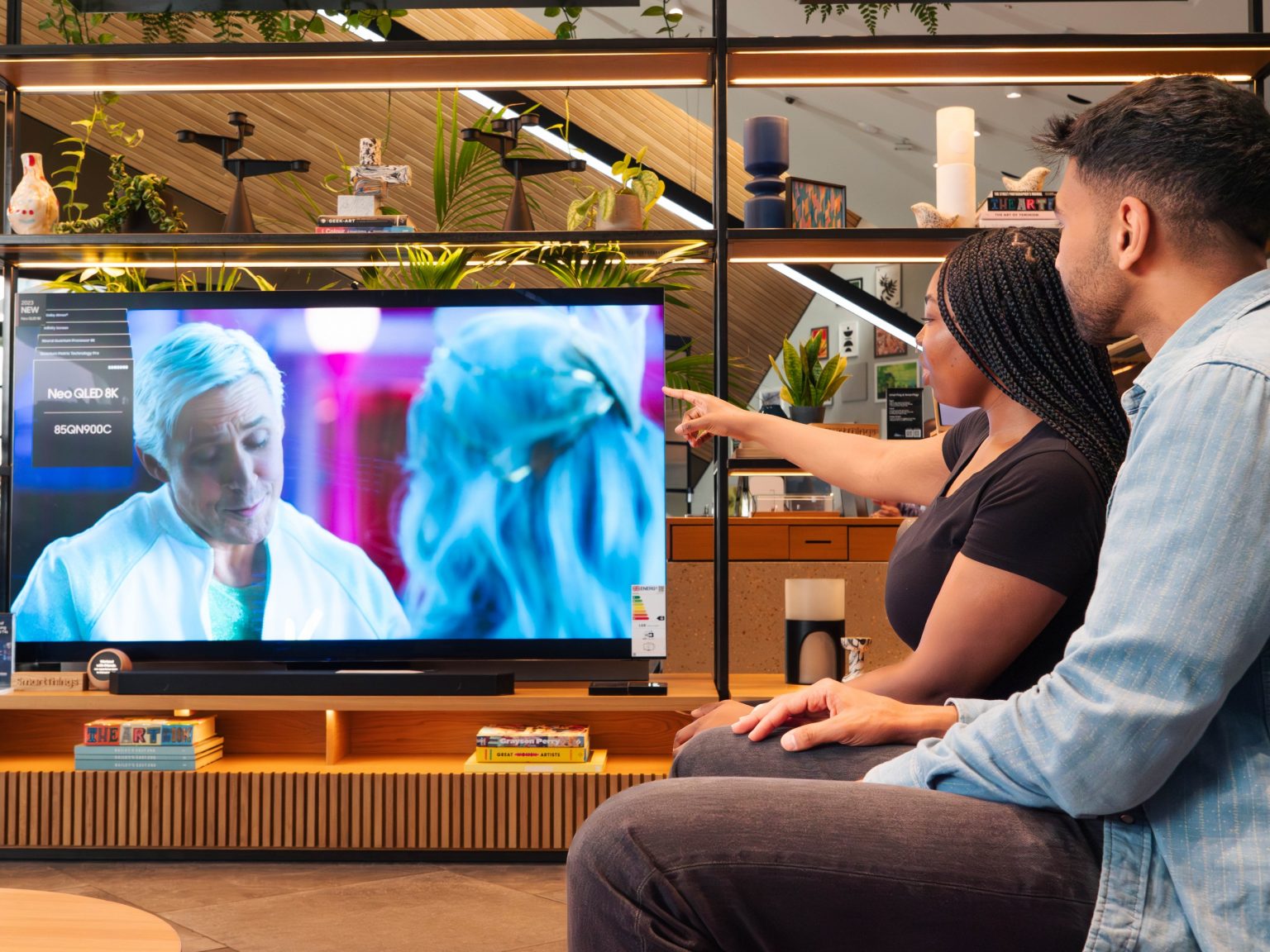 Samsung and Warner Bros. Pictures Unite To Bring Movie Trailers to ...