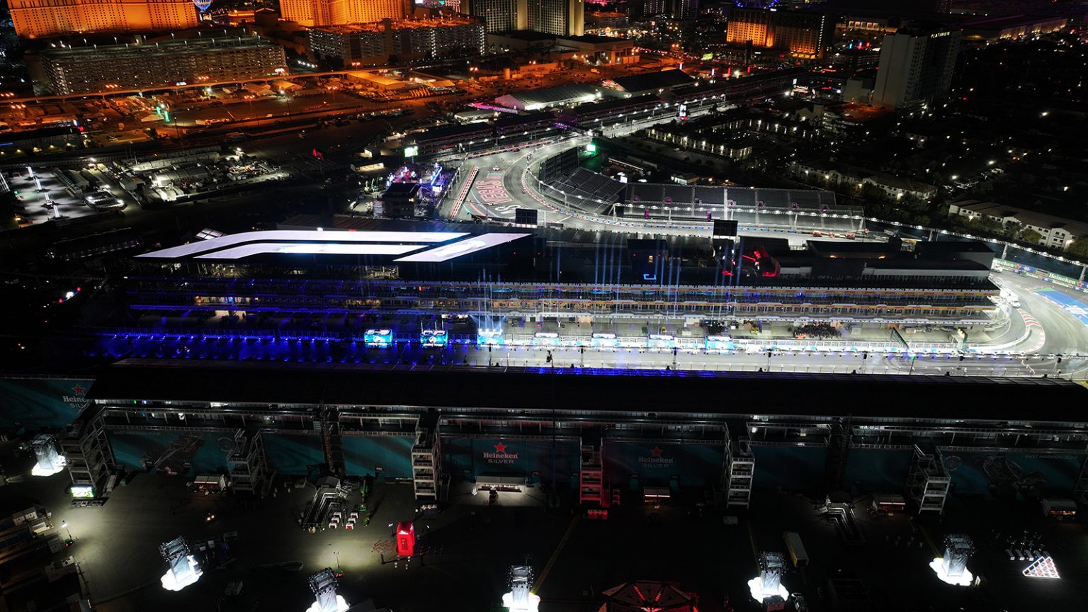 Samsung Lights Up the Formula 1 Heineken Silver Las Vegas Grand Prix